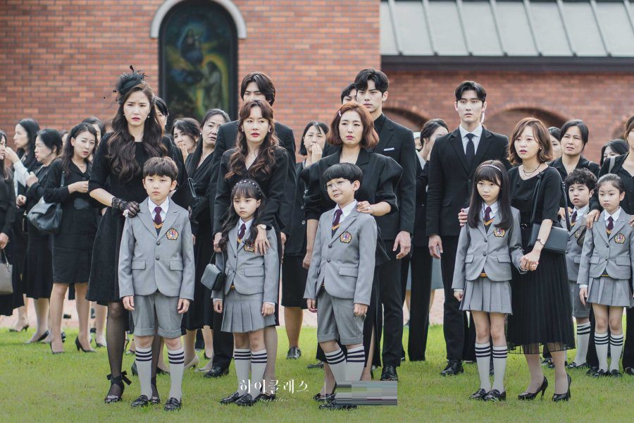 HIGH CLASS – TV – OtakuDvd